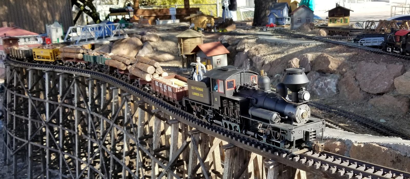 G-Scale : Gadsden-Pacific Division Toy Train Operating Museum